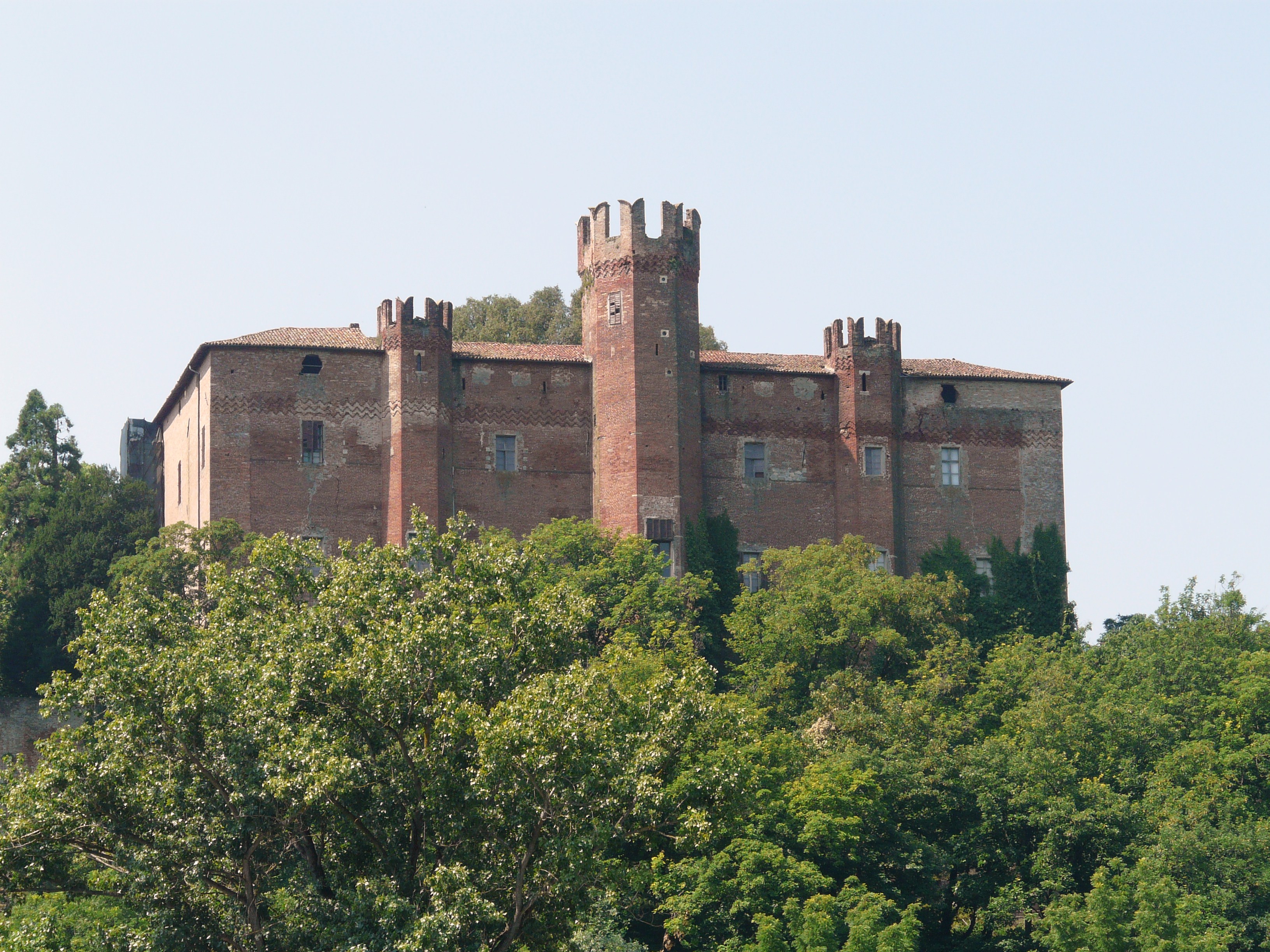Il Castello di Pomaro Monferrato: un maniero medievale – Alessandria ...